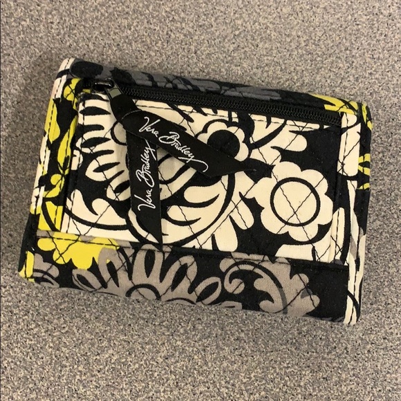 Vera Bradley | Bags | Vera Bradley Bifold Wallet Baroque | Poshmark